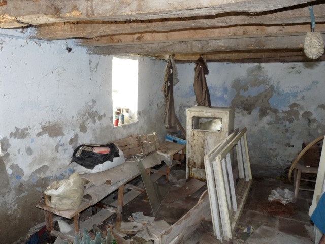 For sale a solid two-storey house in a village 30 km from the sea ...