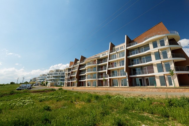 Fully furnished studio for sale in Sunset Kosharitsa complex, 7 km from ...