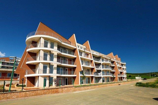 Fully furnished studio for sale in Sunset Kosharitsa complex, 7 km from ...